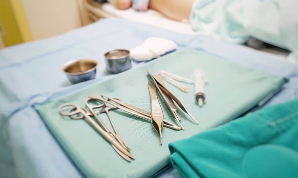 The Benefits of Using Disposable Ophthalmic Instruments